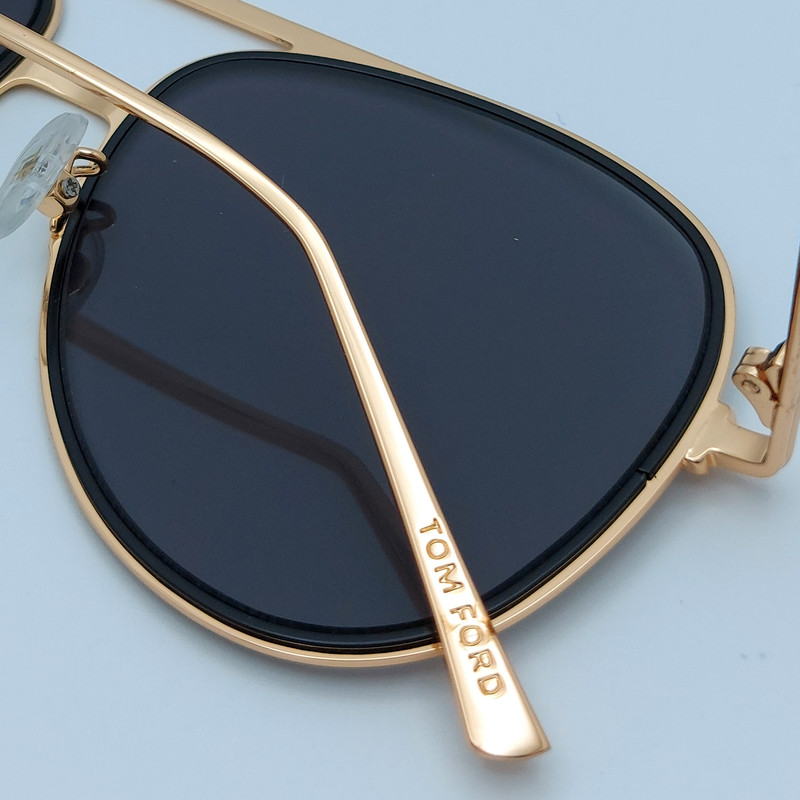 قیمت و خرید عینک آفتابی مدل TF1090 002