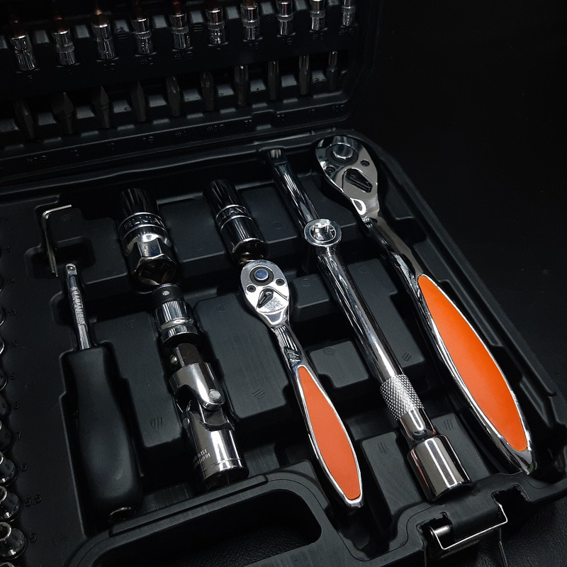 قیمت و خرید آچار بکس لیجیان مدل LS-9412H مجموعه 94 عدی