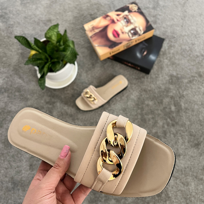 قیمت و خرید دمپایی زنانه پاپا مدل CR.2787