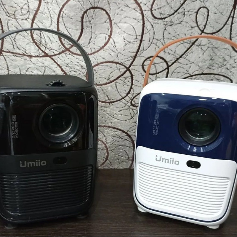 قیمت و خرید ویدئو پروژکتور یومیو مدل umiio Q2