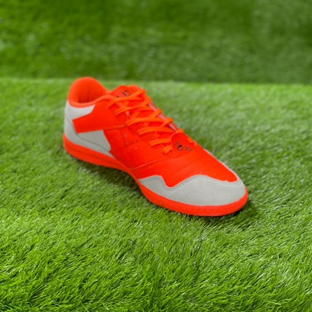 قیمت و خرید کفش فوتسال مردانه مدل سالنی آتلتا AT2024