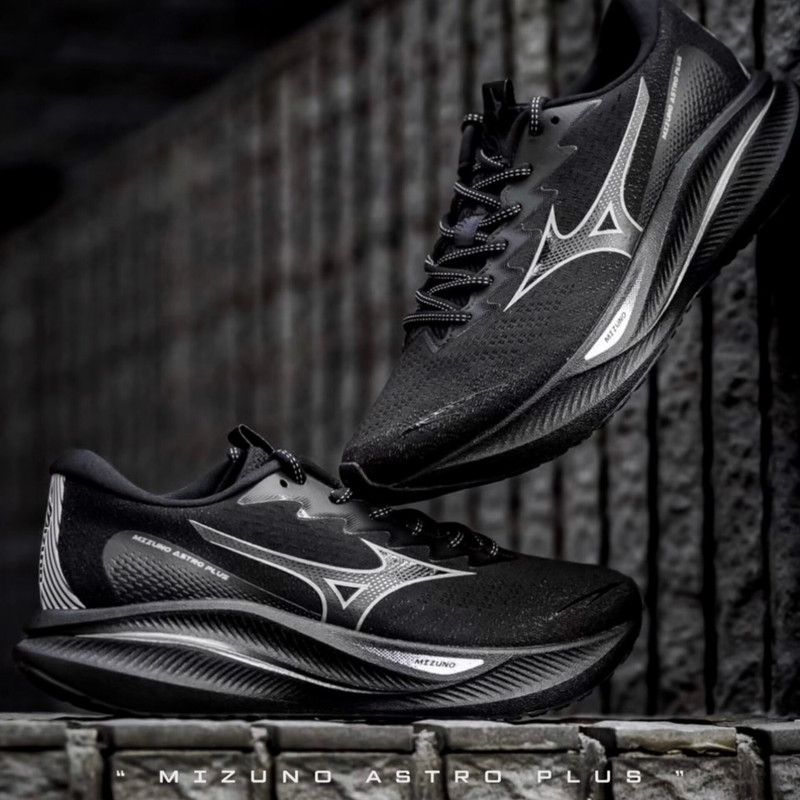قیمت و خرید کفش رانینگ میزانو مدل Mizuno Astro Plus