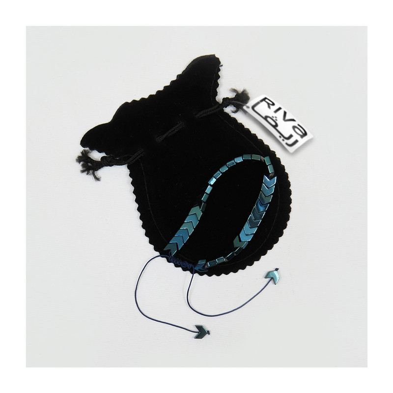 قیمت و خرید دستبند زنانه ریوا مدل 23C01