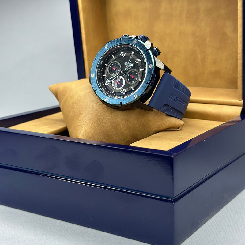 قیمت و خرید ساعت مچی عقربه‌ای مردانه نیوی فورس مدل Nf8034