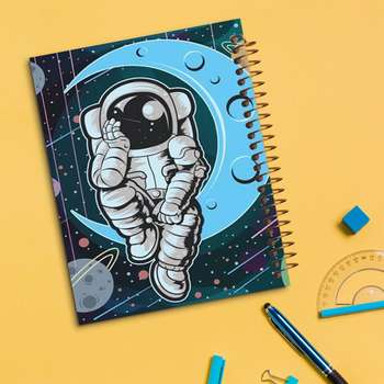 قیمت و خرید دفتر نقاشی طرح فضانورد کد B197