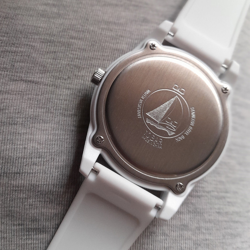 قیمت و خرید ساعت مچی عقربه ای زنانه کیو اند کیو مدل V08A-001VY