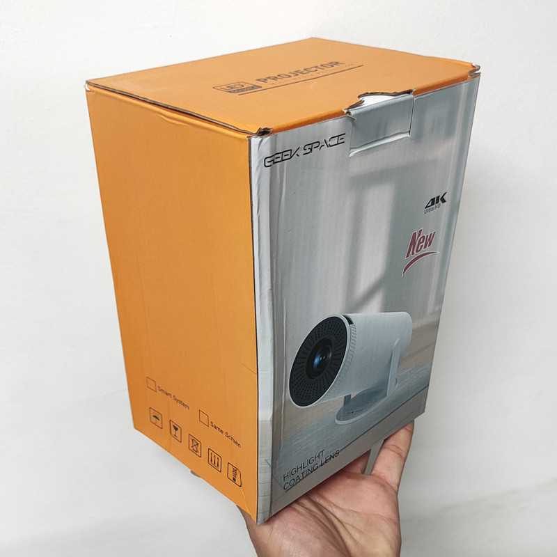 قیمت و خرید مینی ویدئو پروژکتور Geek Space مدل HY 300