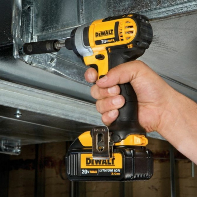 قیمت و خرید آچار بکس شارژی دیوالت مدل DCF880B