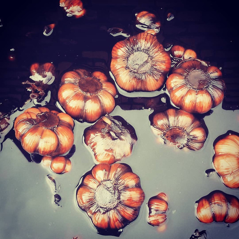 قیمت و خرید ترشی سیر گل خوش طعم بهار - 680 گرم