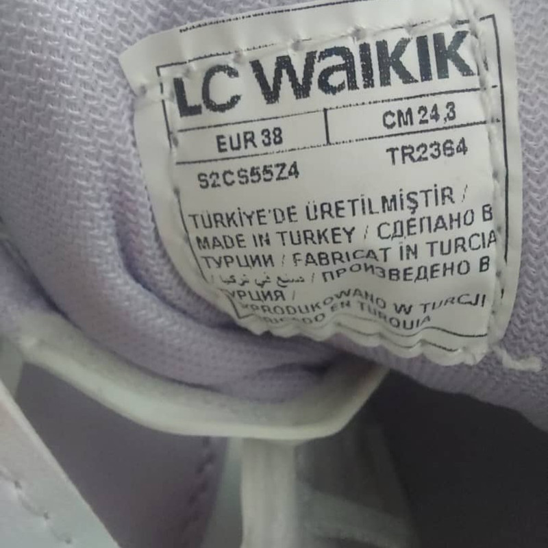 قیمت و خرید نیم بوت زنانه ال سی وایکیکی مدل طبی