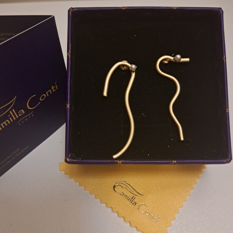 قیمت و خرید گوشواره زنانه کامیلا کنتی مدل نامتقارن کد 262626 رنگ طلایی