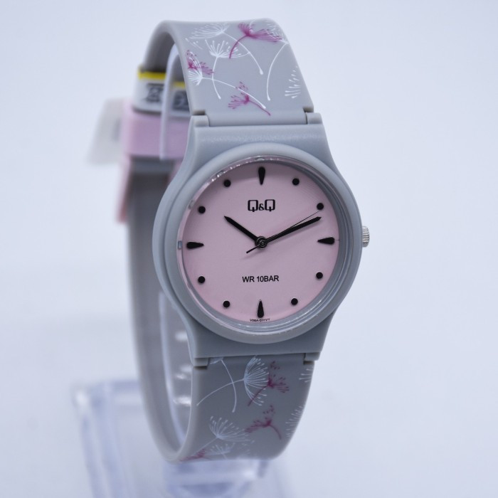 قیمت و خرید ساعت مچی عقربه ای زنانه کیو اند کیو مدل V06A-011VY