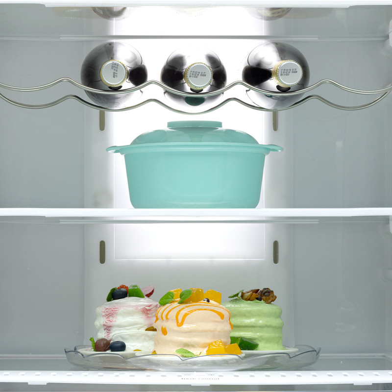 قیمت و خرید یخچال 26 فوت و فریزر اسنوا مدل SN4-0261TI