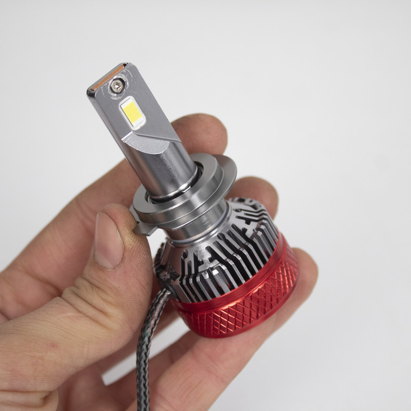 قیمت و خرید لامپ هدلایت خودرو سام مدل T20 کد H7 بسته 2 عددی