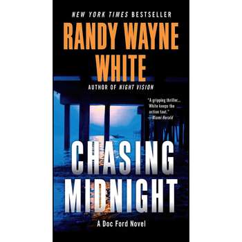 قیمت و خرید کتاب Chasing Midnight اثر Randy Wayne White انتشارات G.P ...