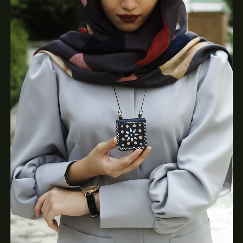 قیمت و خرید گردنبند زنانه مدل هوگر