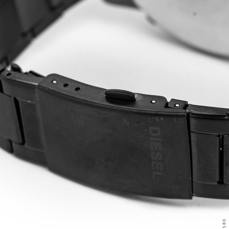 قیمت و خرید ساعت مچی عقربه‌ای مردانه مدل Dz_ak_کورنوگراف سه موتور فعال