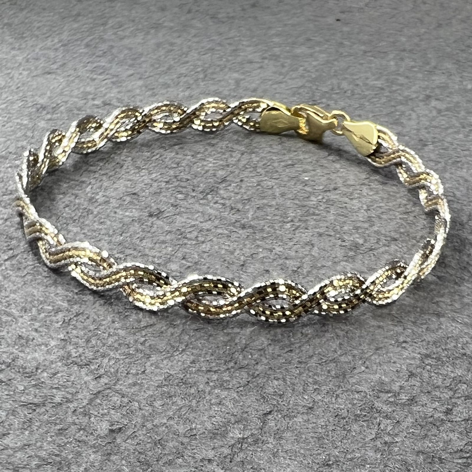 دستبند النگویی طلا 18 عیار زنانه دوست خوب مدل dk093 دوست خوب | دیجی‌استایل