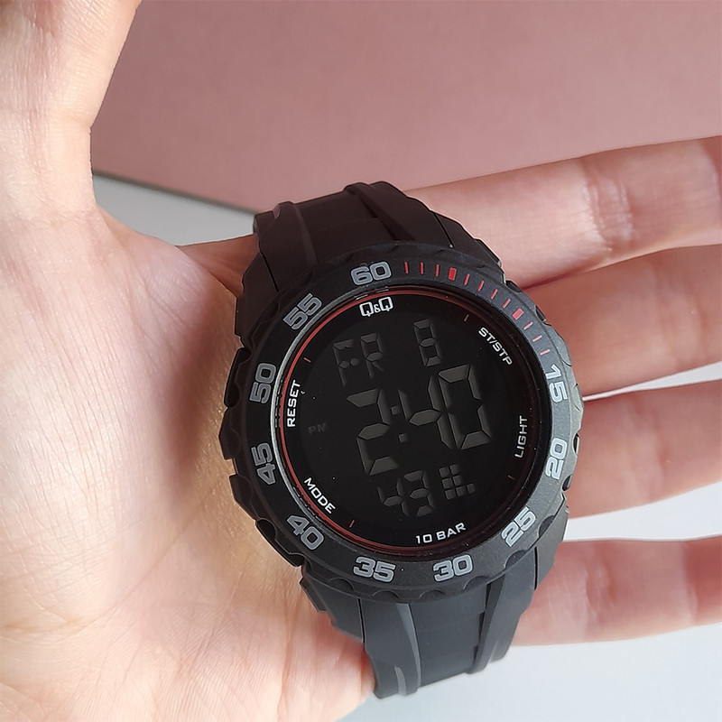 قیمت و خرید ساعت مچی دیجیتال مردانه کیو اند کیو مدل G06A-006VY