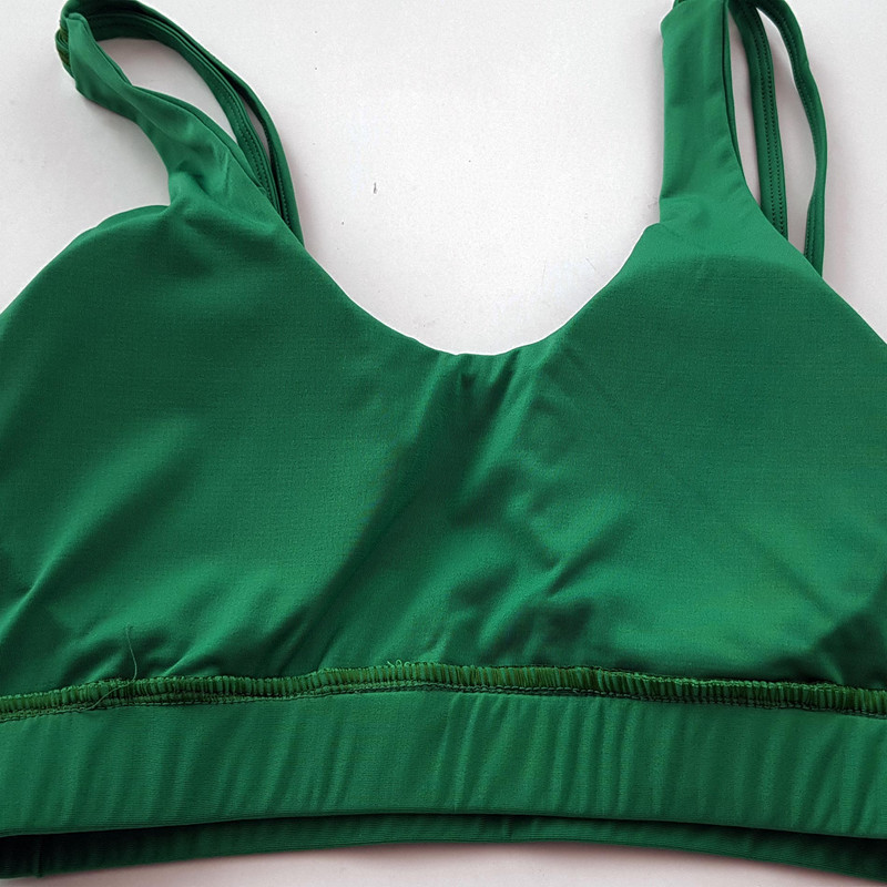 قیمت و خرید نیم تنه ورزشی زنانه مدل پد دار بدون فنر کد 4521-290P رنگ سبز