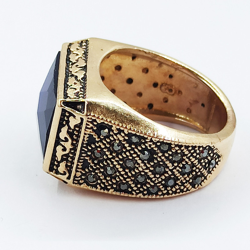 قیمت و خرید انگشتر مردانه سلین کالا مدل یاقوت کبود ce-k236