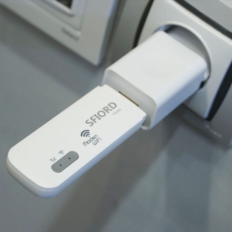 قیمت و خرید مودم 4G اسفیورد مدل دانگل T670