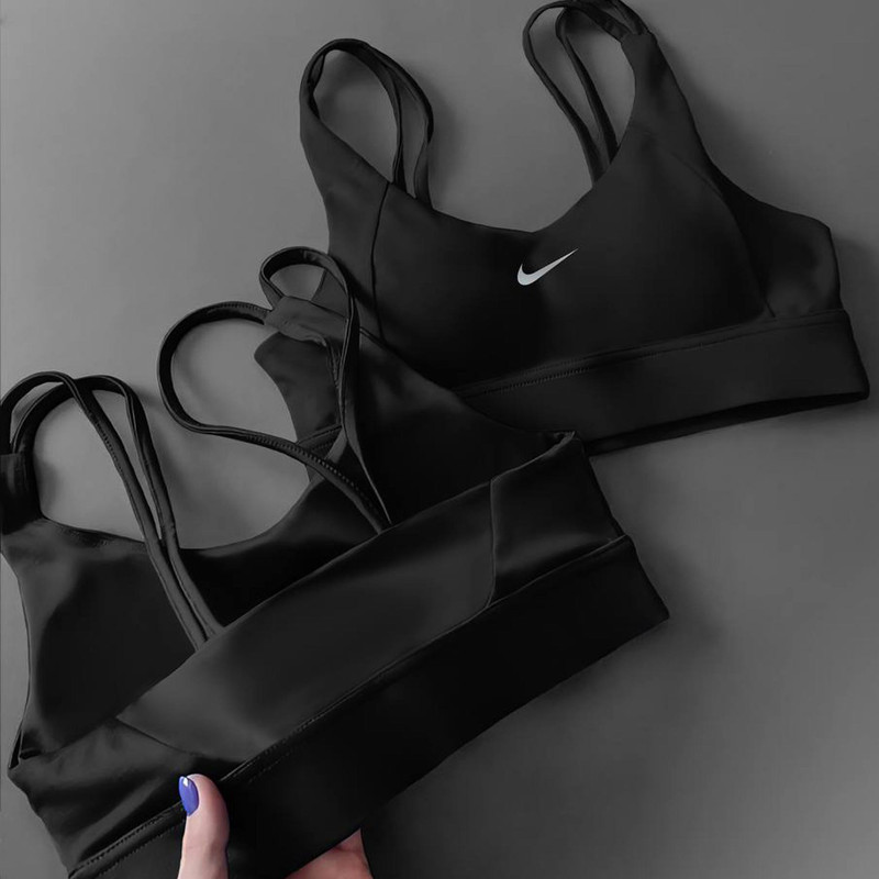 قیمت و خرید نیم تنه ورزشی زنانه مدل پد دار بدون فنر کد 4521-290P رنگ مشکی