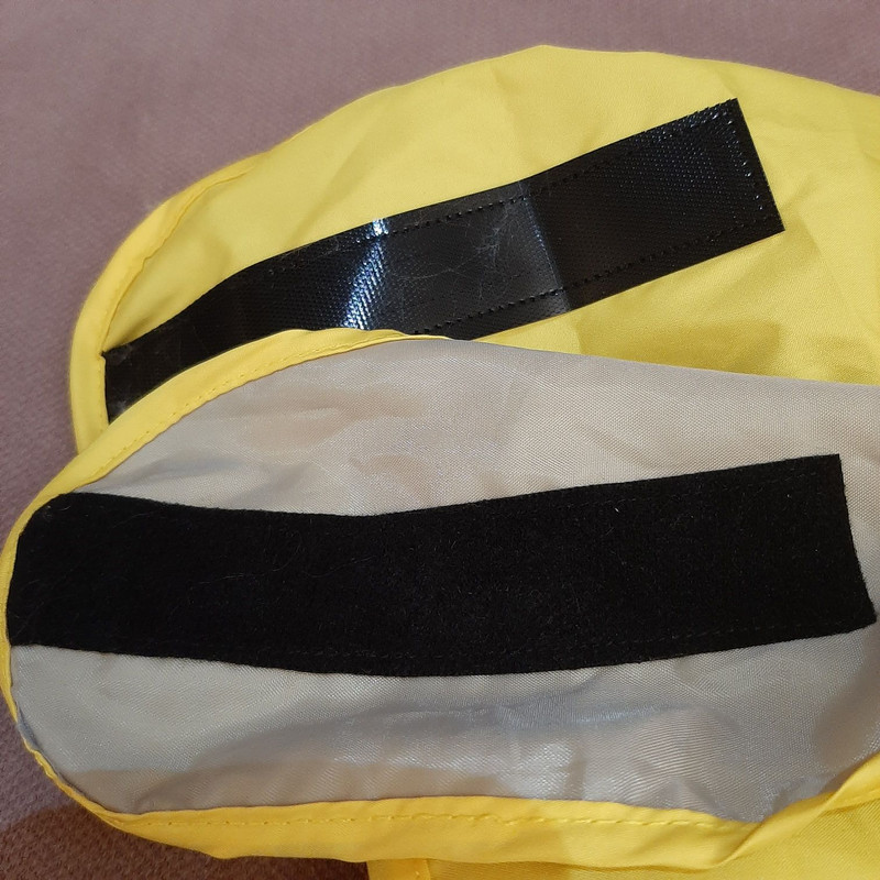 قیمت و خرید لباس سگ زوفاری مدل ضد باران