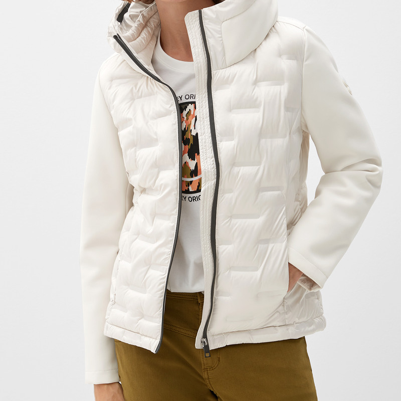 قیمت و خرید کاپشن زنانه اس.اولیور مدل 120.12.208.16.150.2120478