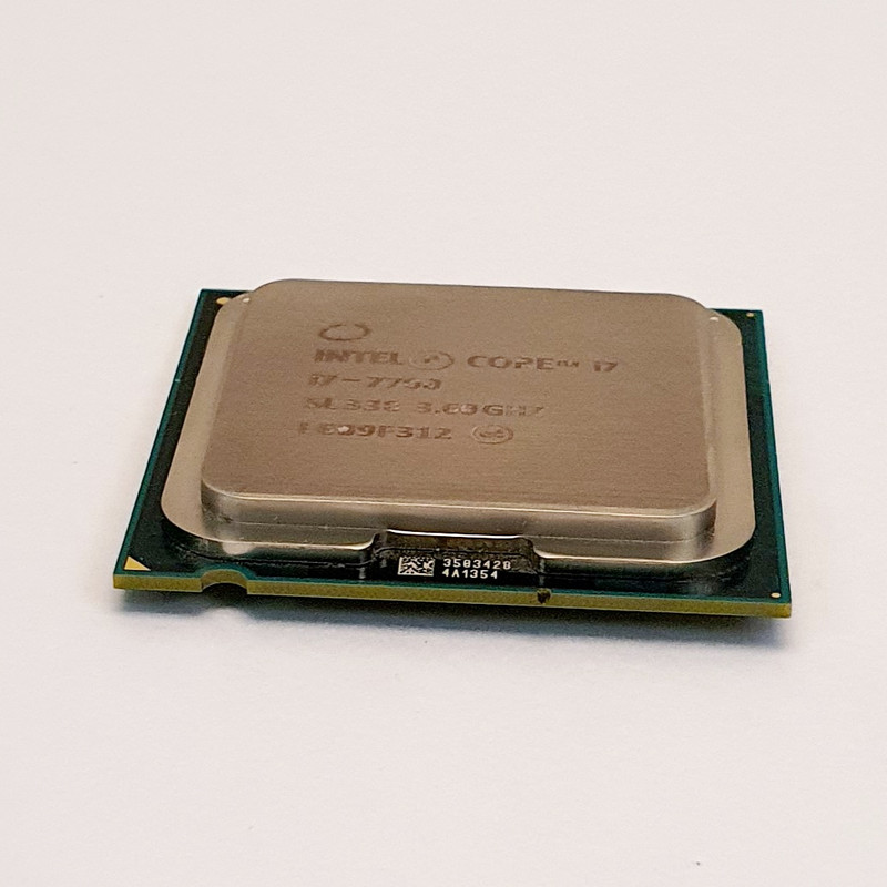 قیمت و خرید پردازنده اینتل مدل CORE i7 - 7700 TRAY