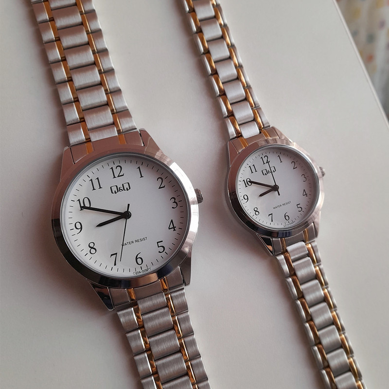 قیمت و خرید ست ساعت مچی عقربه ای زنانه و مردانه کیو اند کیو مدل C00A-005PY