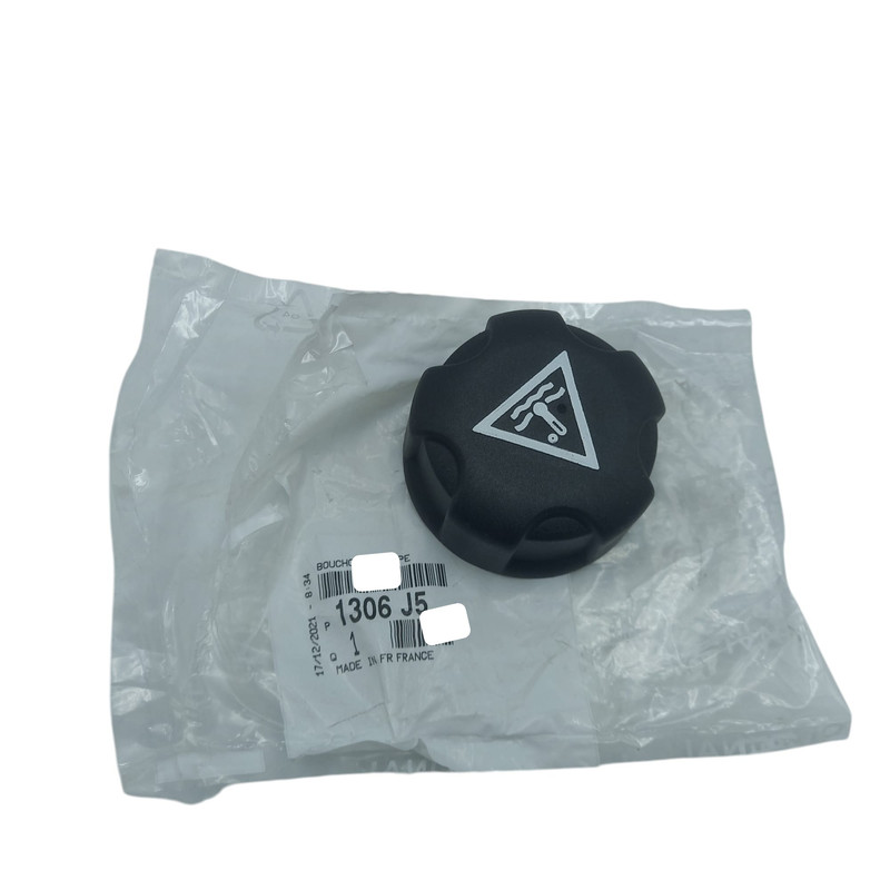 قیمت و خرید درب منبع انبساط مدل 1306J5 مناسب برای پژو 206