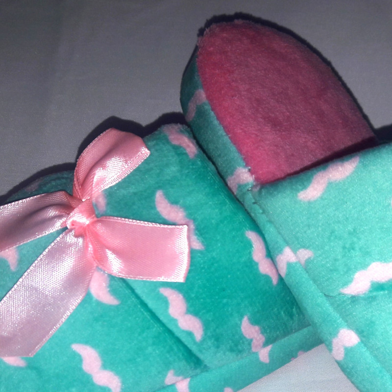 قیمت و خرید دمپایی حوله ای زنانه مدل B1