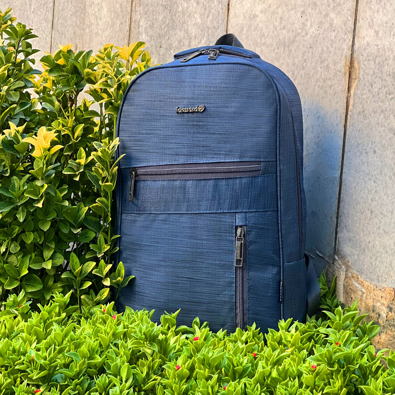 قیمت و خرید کوله پشتی فوروارد کد FCLT8866 PARAMOUNT CASE